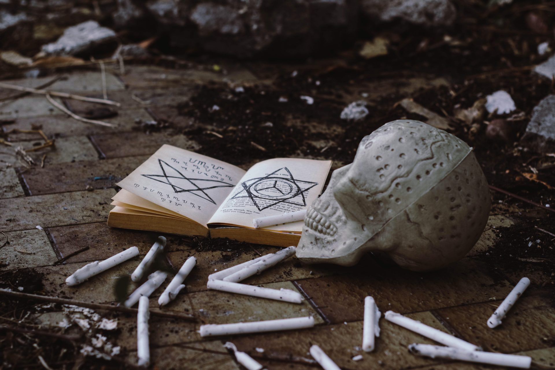 The Ultimate Witchcore Décor Guide | Cottagecore Girl