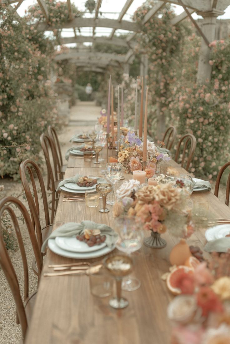 5 Quaint Cottagecore Wedding Venues | Cottagecore Girl